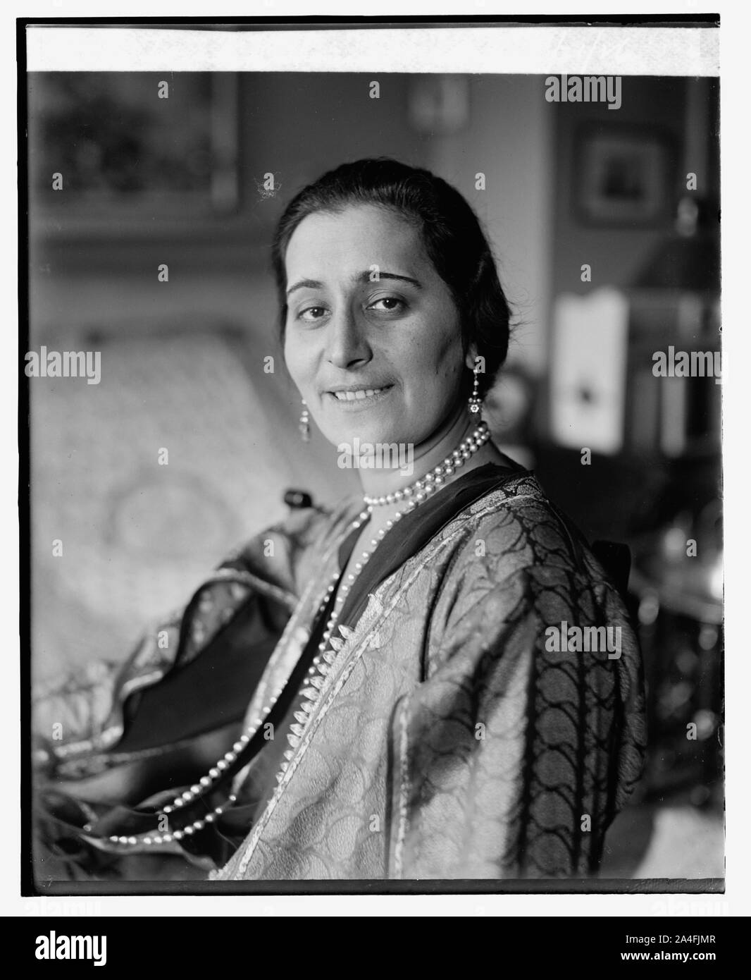 Torah Kahoum Heidary, 11/21/26 Stock Photo - Alamy