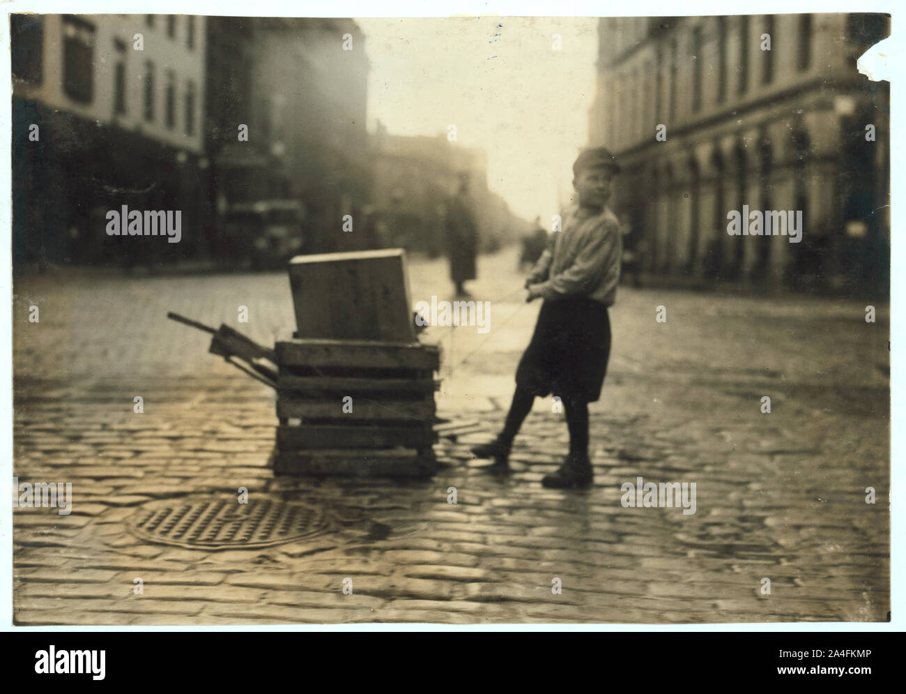 Toting hi-res stock photography and images - Alamy