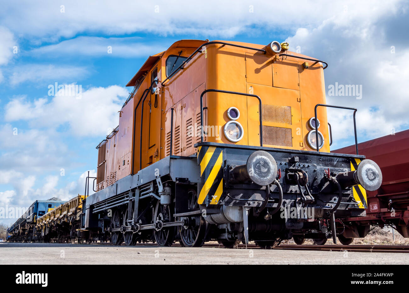 Shunting locomotive hi-res stock photography and images - Alamy