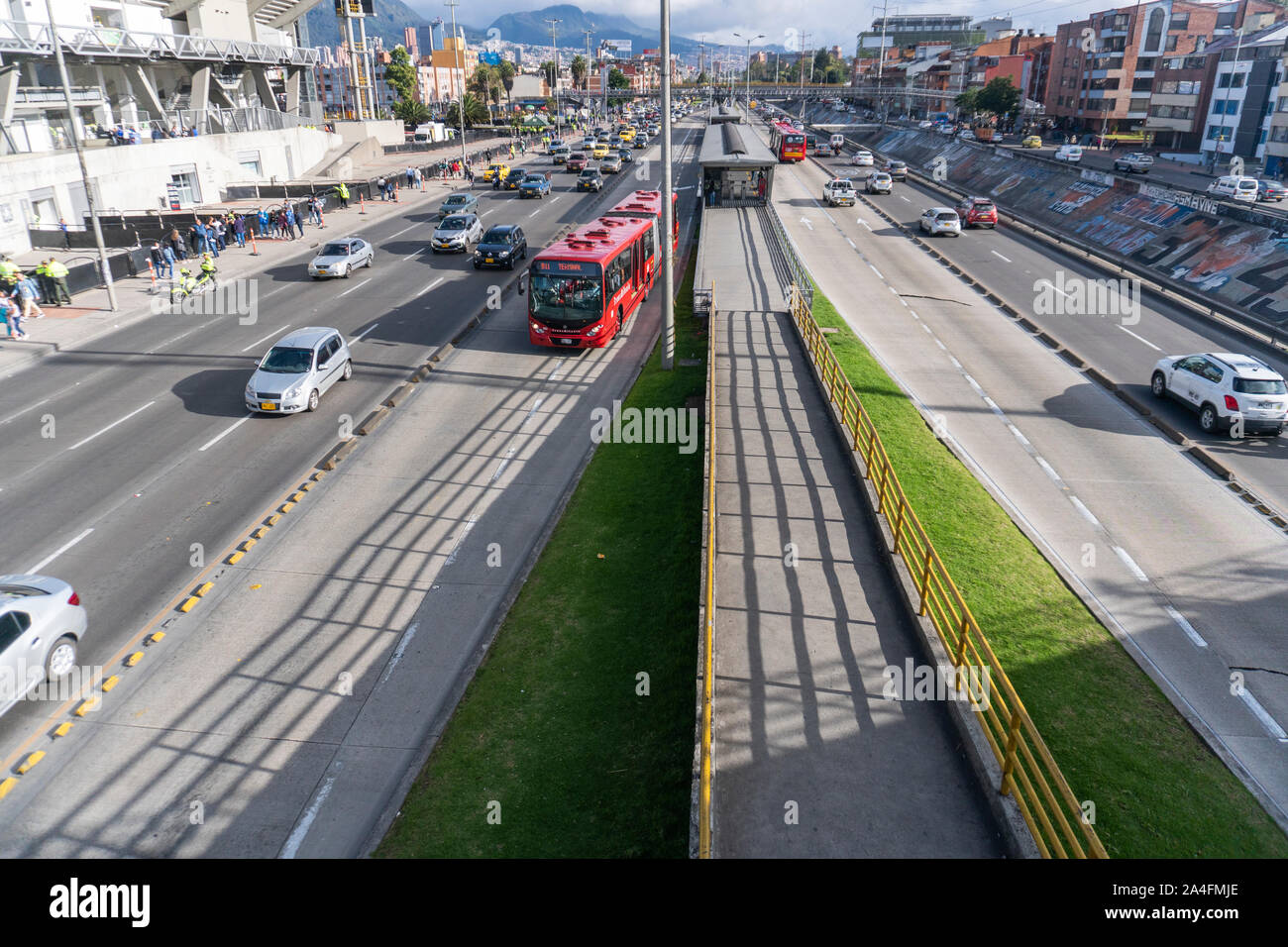 Bogota street traffic hi-res stock photography and images - Alamy