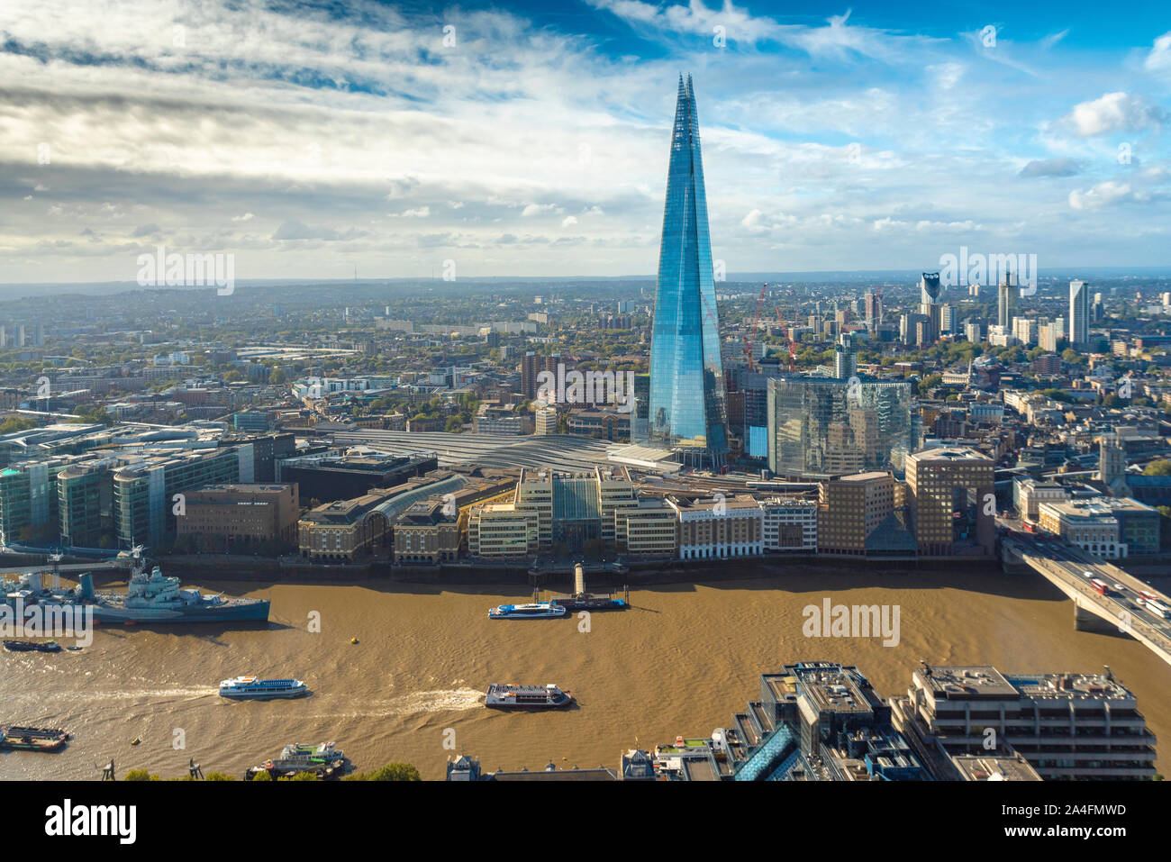 Cityscape of the Thames, the Shard and the skyline of the south bank ...
