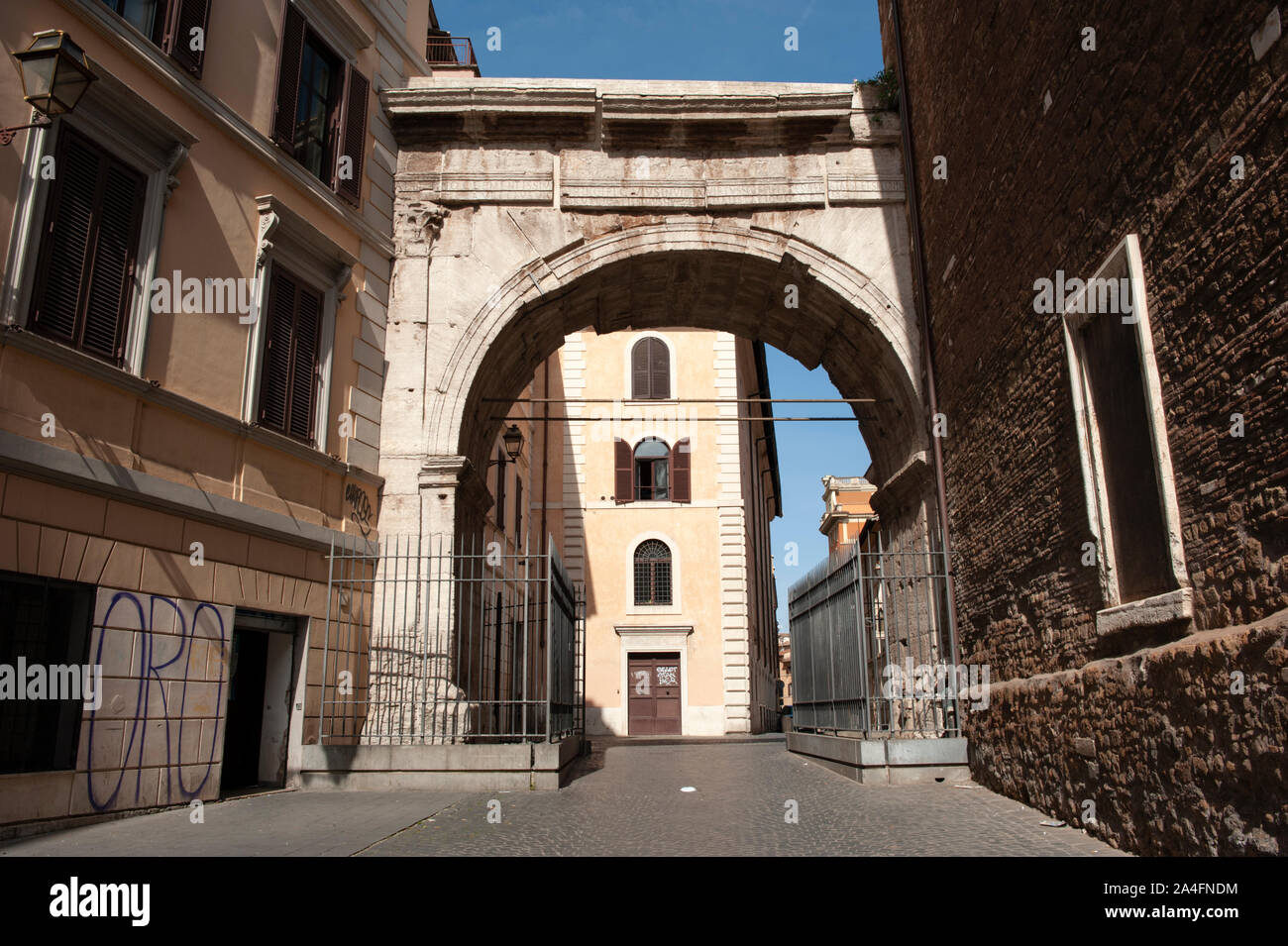 Arch gallienus rome hi-res stock photography and images - Alamy