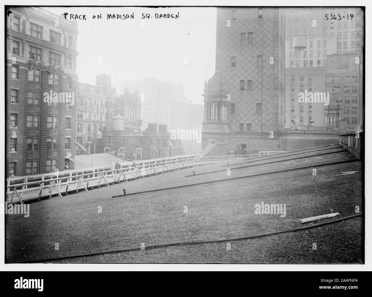 Oval square Black and White Stock Photos & Images - Alamy