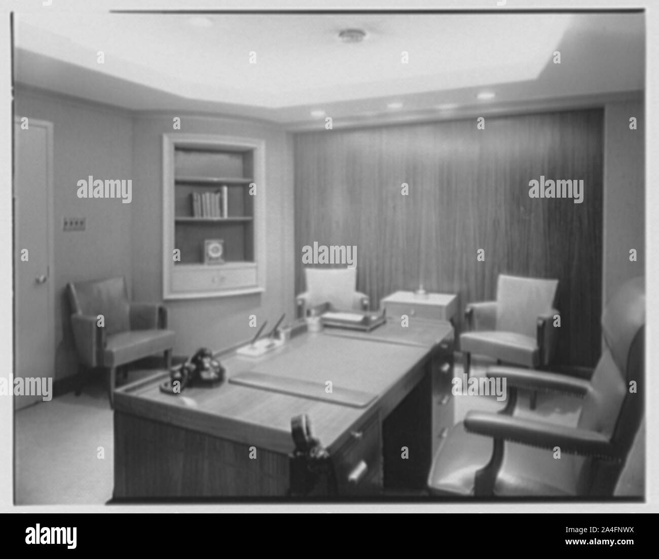 Trust bank new york Black and White Stock Photos & Images - Alamy