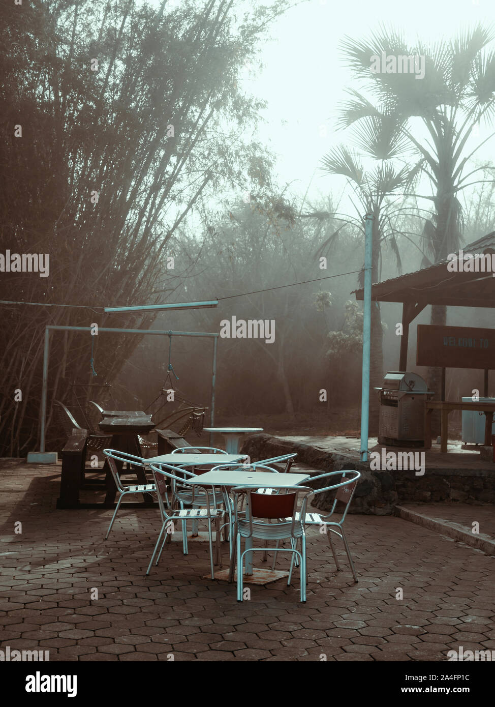 Empty cafe scene hi-res stock photography and images - Alamy