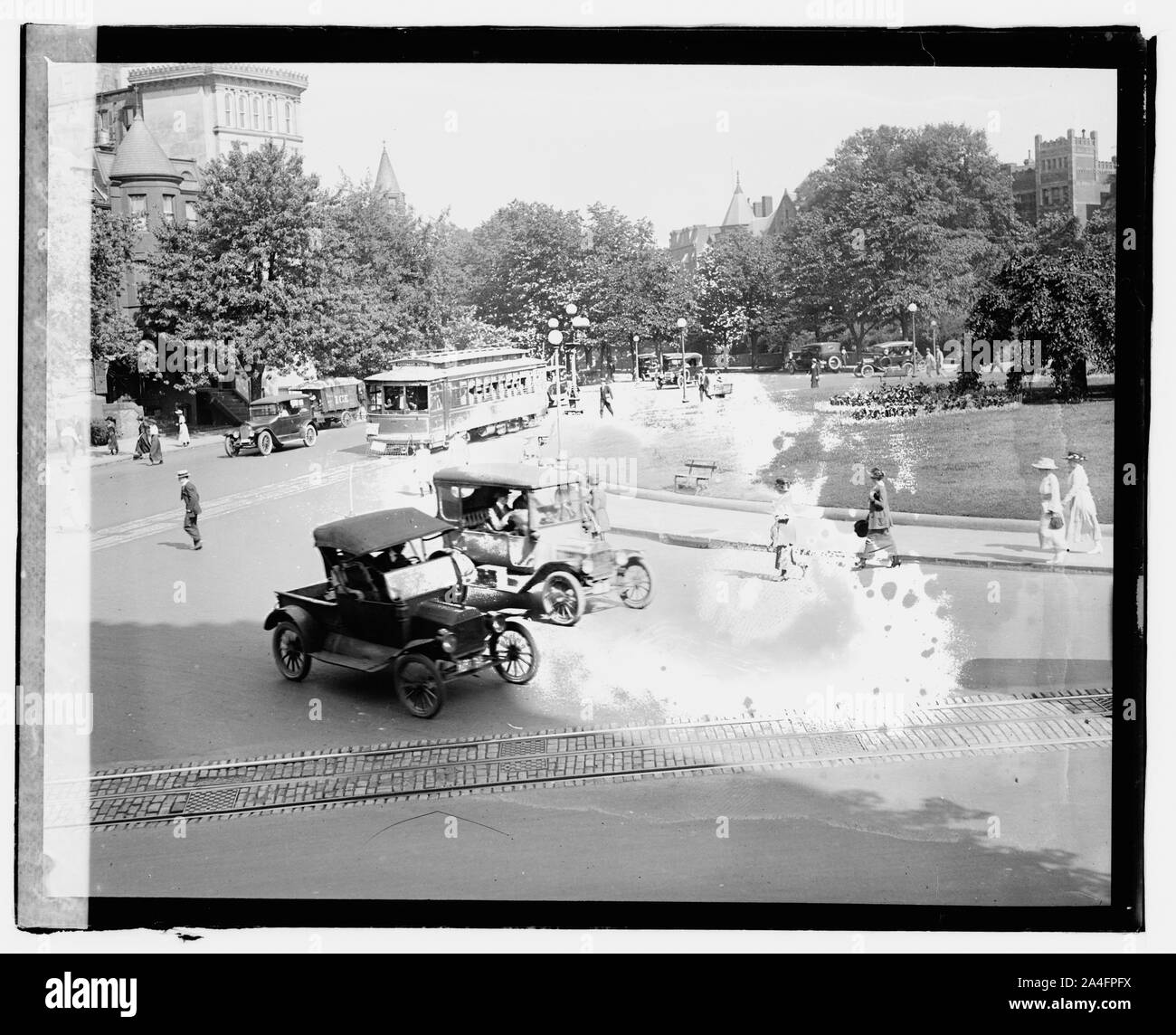 Washington d c traffic circle hi-res stock photography and images - Alamy