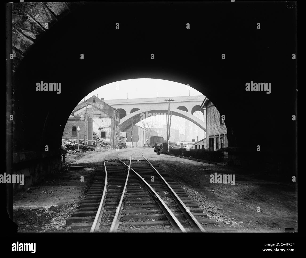 Potomac river tracks hi-res stock photography and images - Alamy