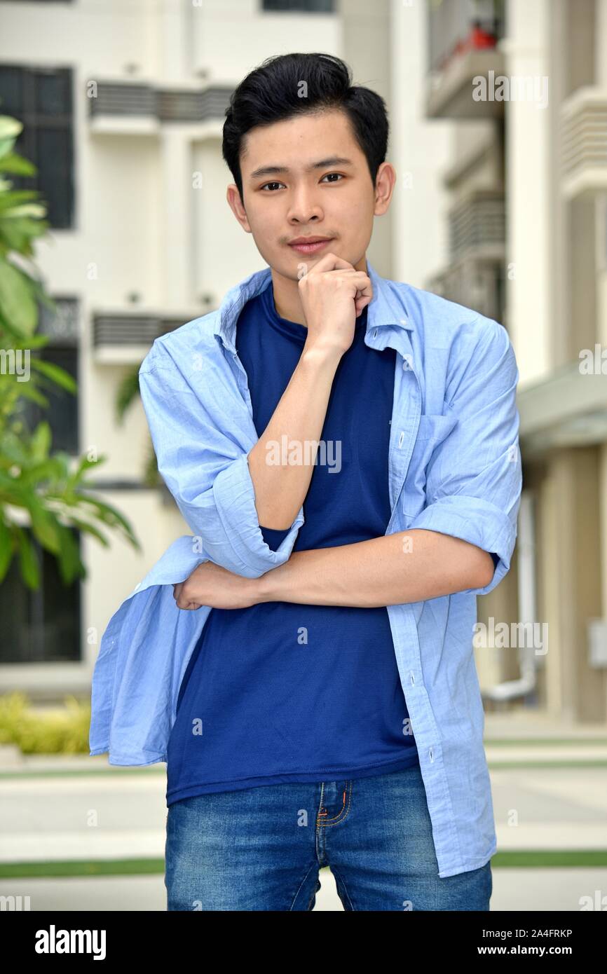 Boy confused looking hi-res stock photography and images - Alamy