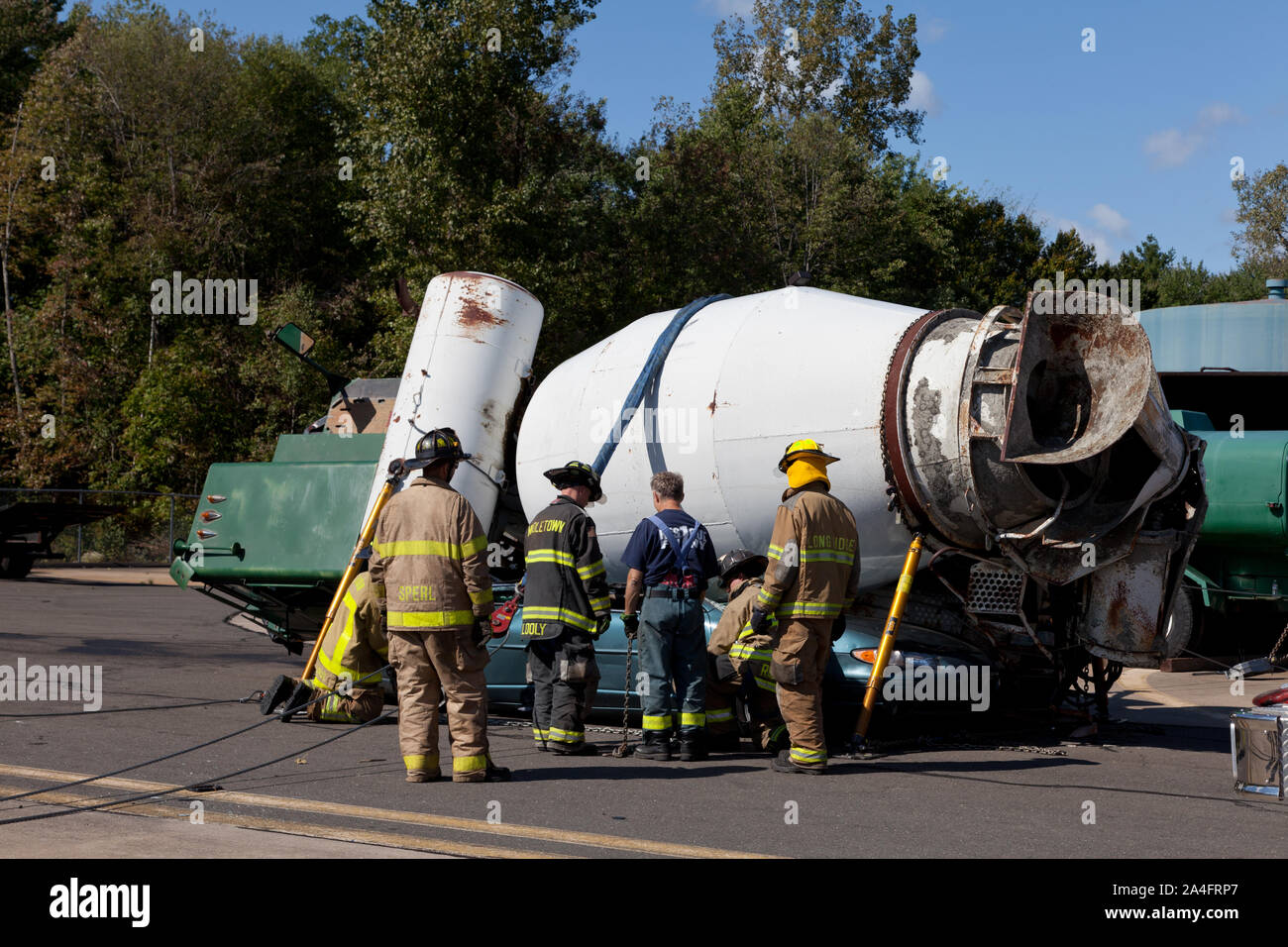 Firefighter rescue training in hi-res stock photography and images - Alamy