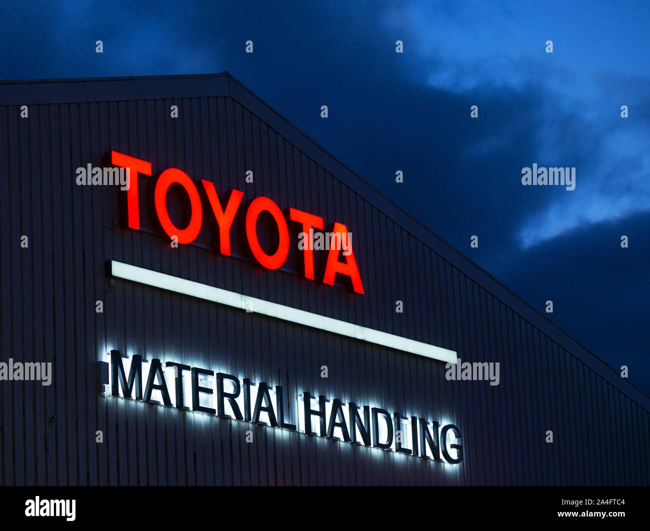 Toyota material handling hi-res stock photography and images - Alamy