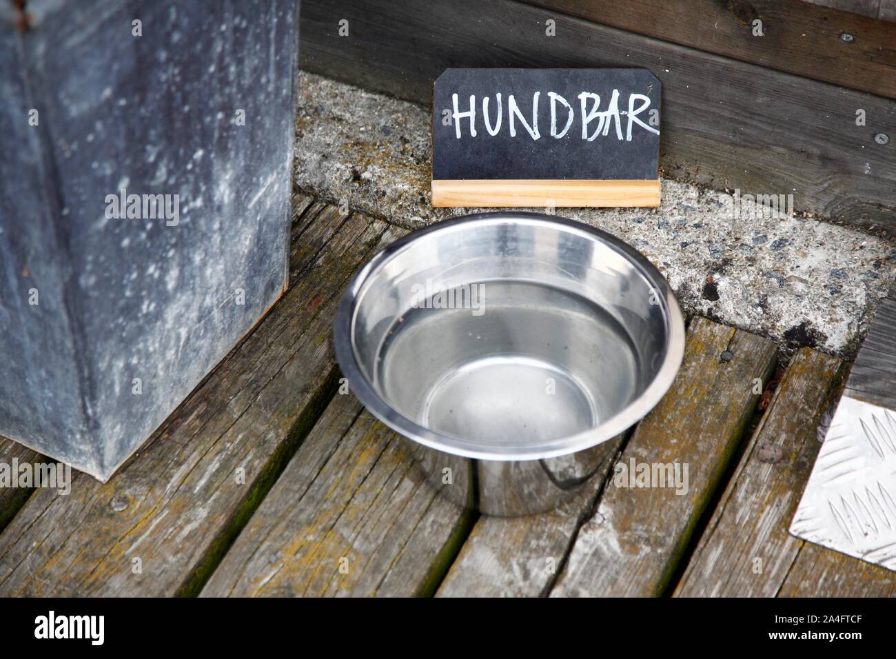 Hundbar hi-res stock photography and images - Alamy