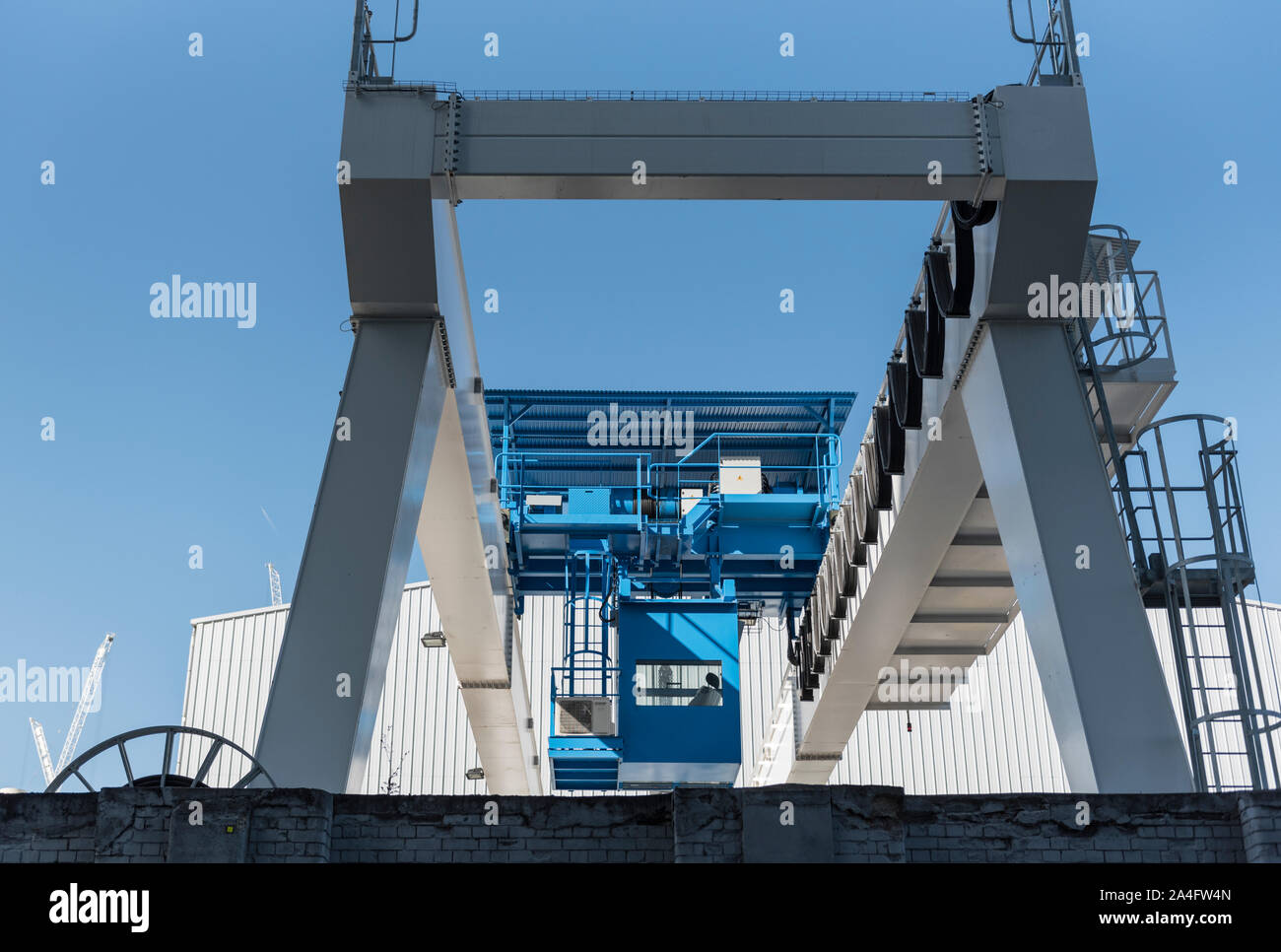 Gantry ladder hi-res stock photography and images - Alamy
