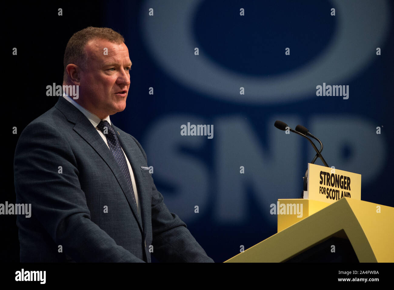 Drew hendry mp hi-res stock photography and images - Alamy