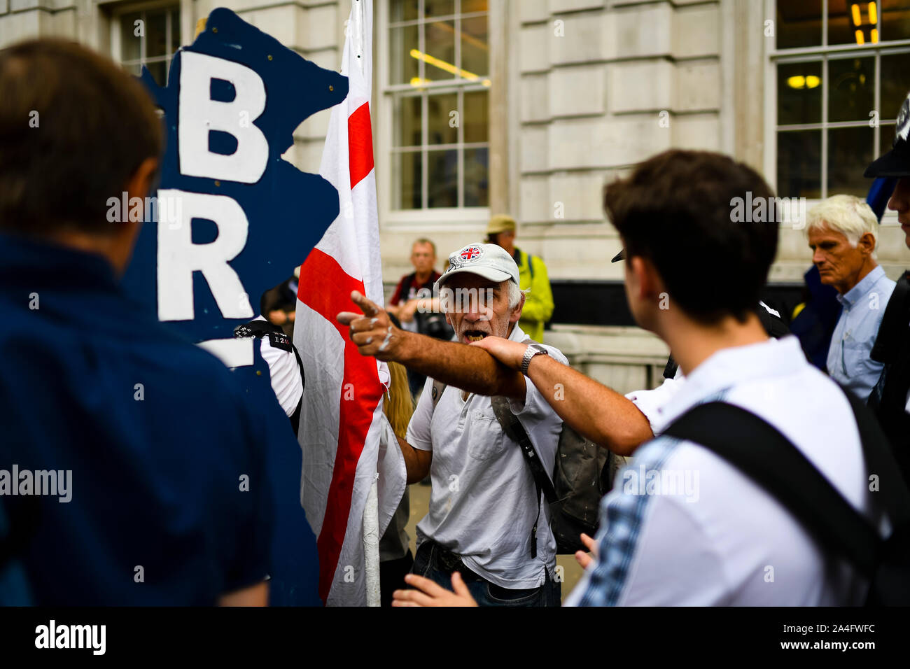 London, UK. Tempers fray as Leavers and Remainers meet outside the ...