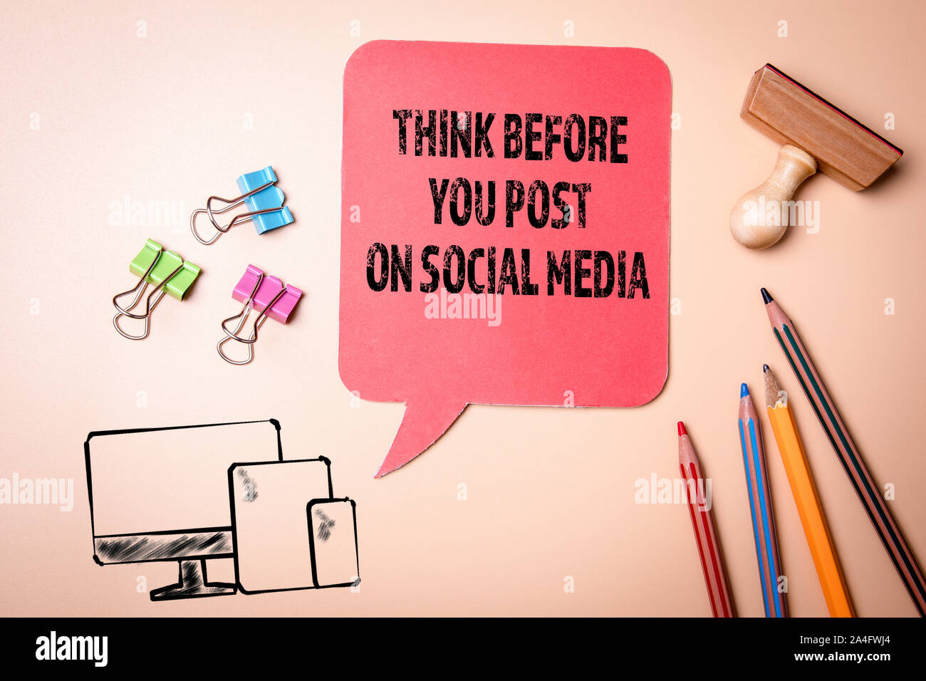 Social media comments device hi-res stock photography and images - Alamy
