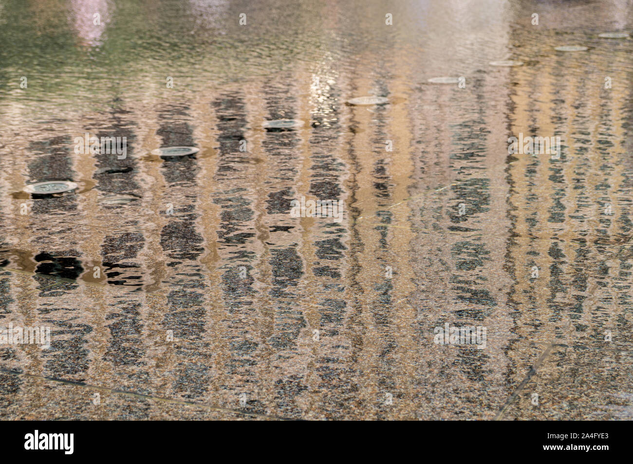 Reflected in a fountain hi-res stock photography and images - Alamy