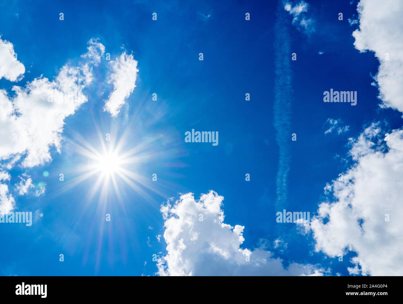 Sun star in the sky Stock Photo - Alamy