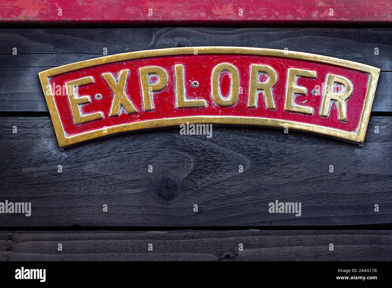 Vintage signage boards hi-res stock photography and images - Alamy