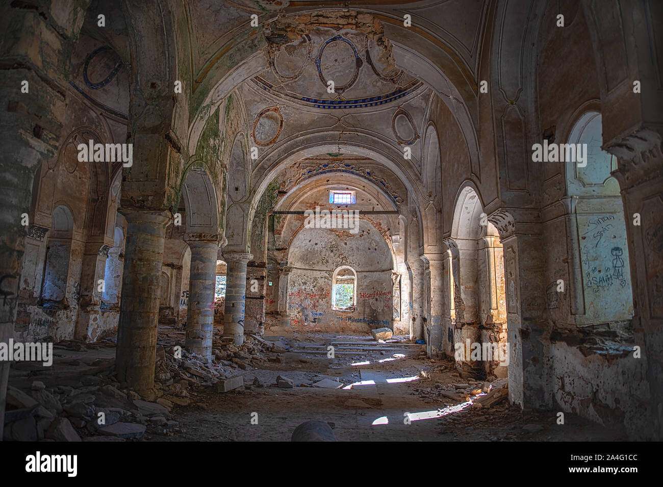 Important religious edifice hi-res stock photography and images - Alamy