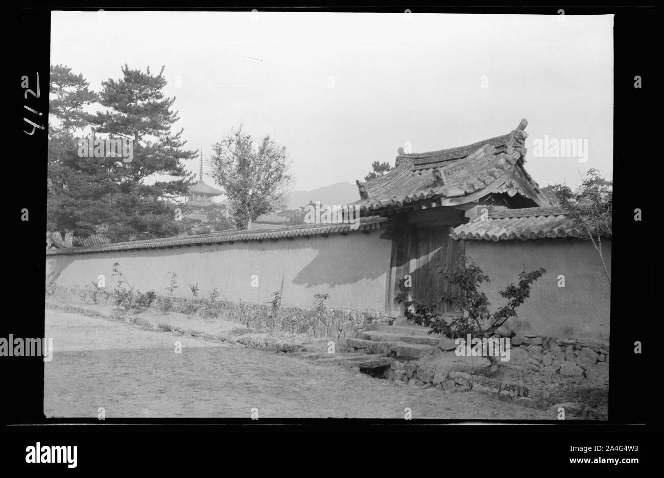 Travel scene Black and White Stock Photos & Images - Alamy