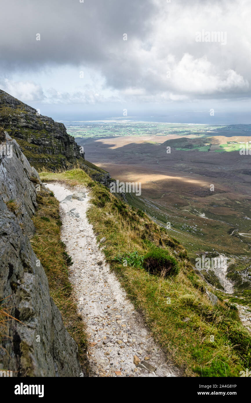 Hiking trail leading up to the top of Muckish mountain in Donegal ...
