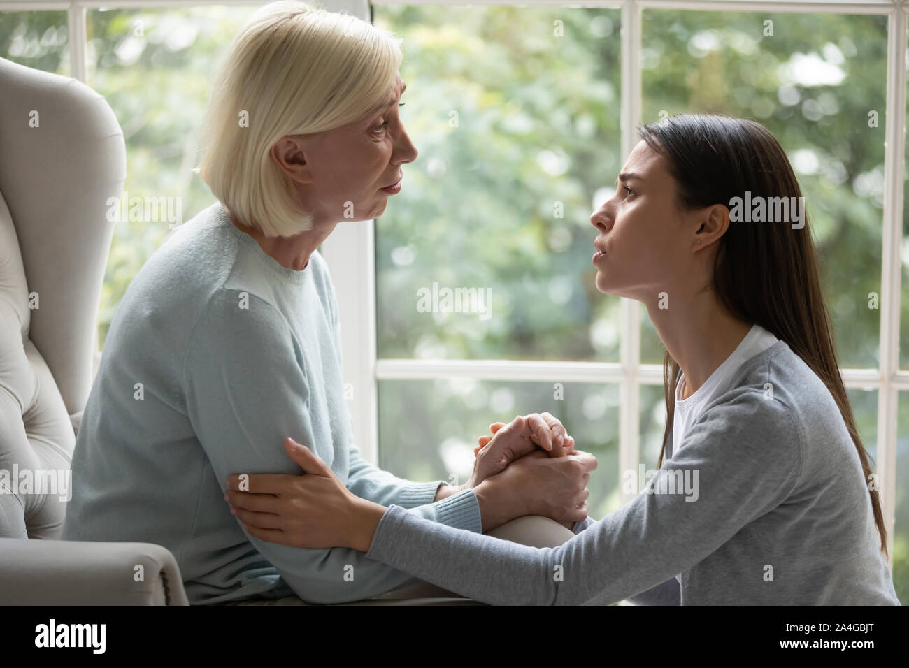 Caring comfort hi-res stock photography and images - Alamy