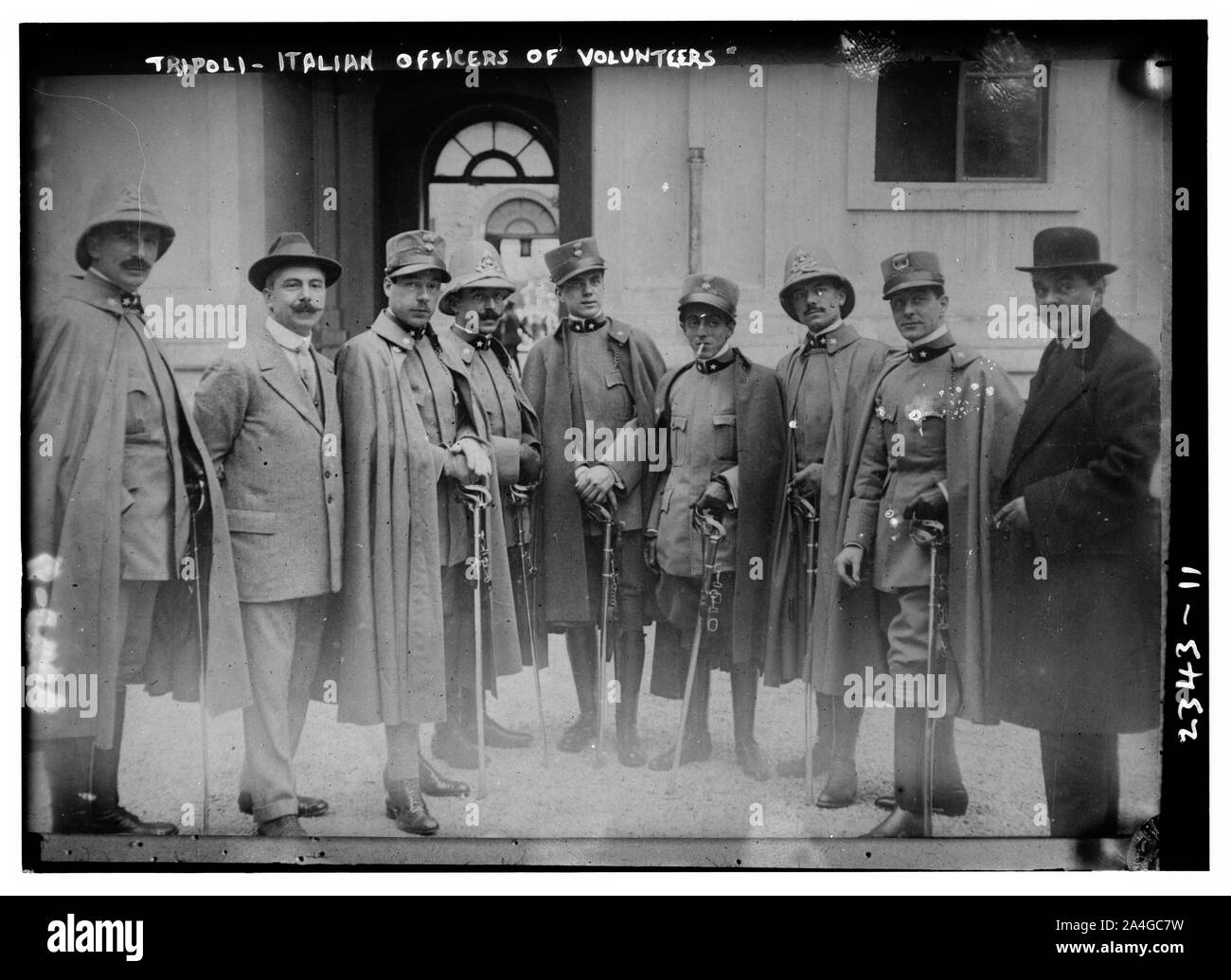 Military volunteers Cut Out Stock Images & Pictures - Alamy