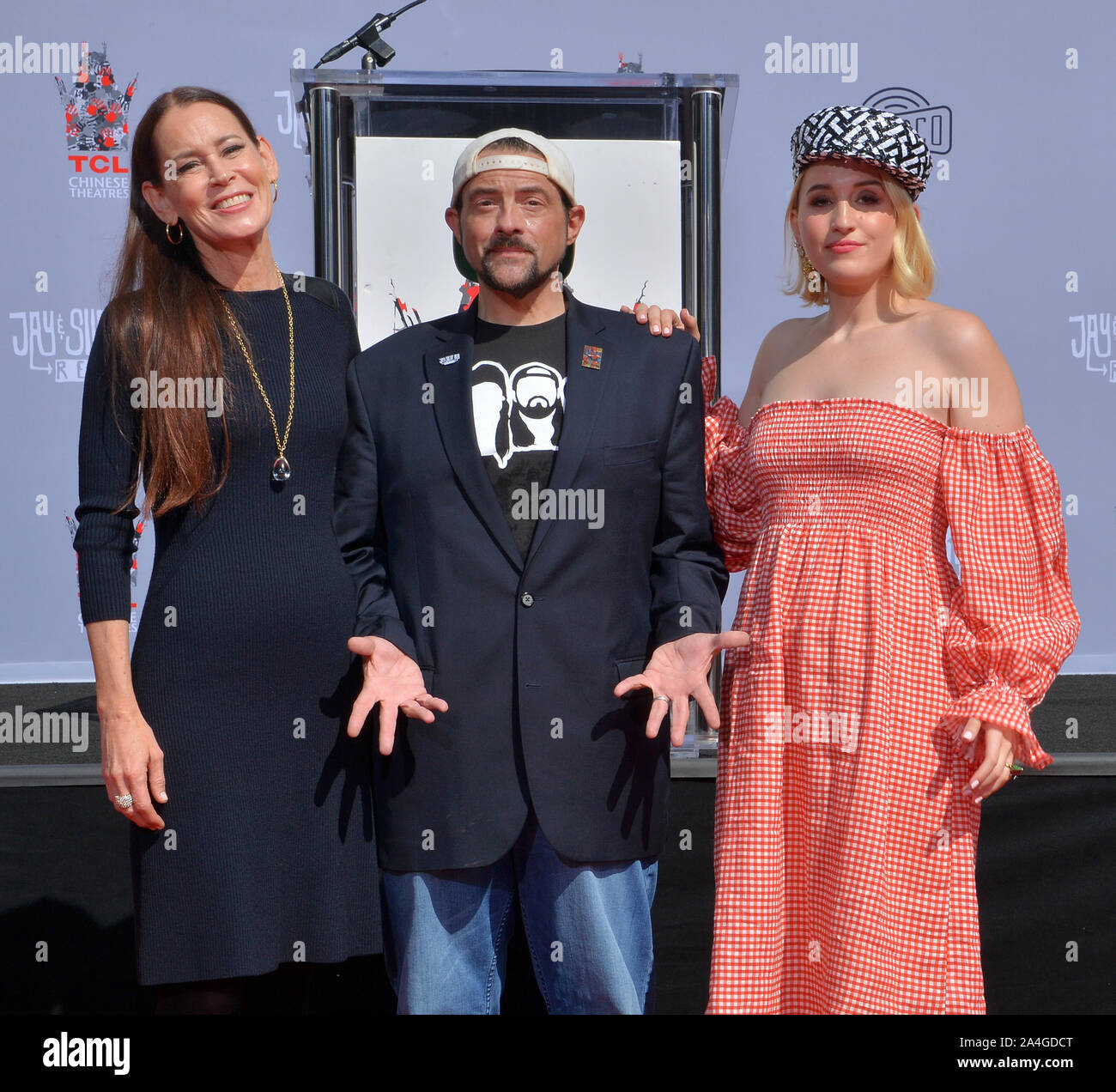 Kevin smith wife jennifer schwalbach hi-res stock photography and ...