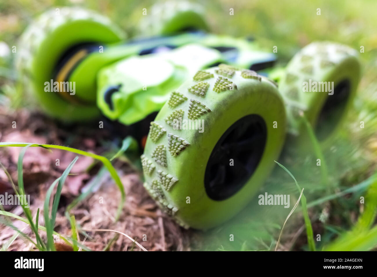 Radio control wheels hi-res stock photography and images - Alamy