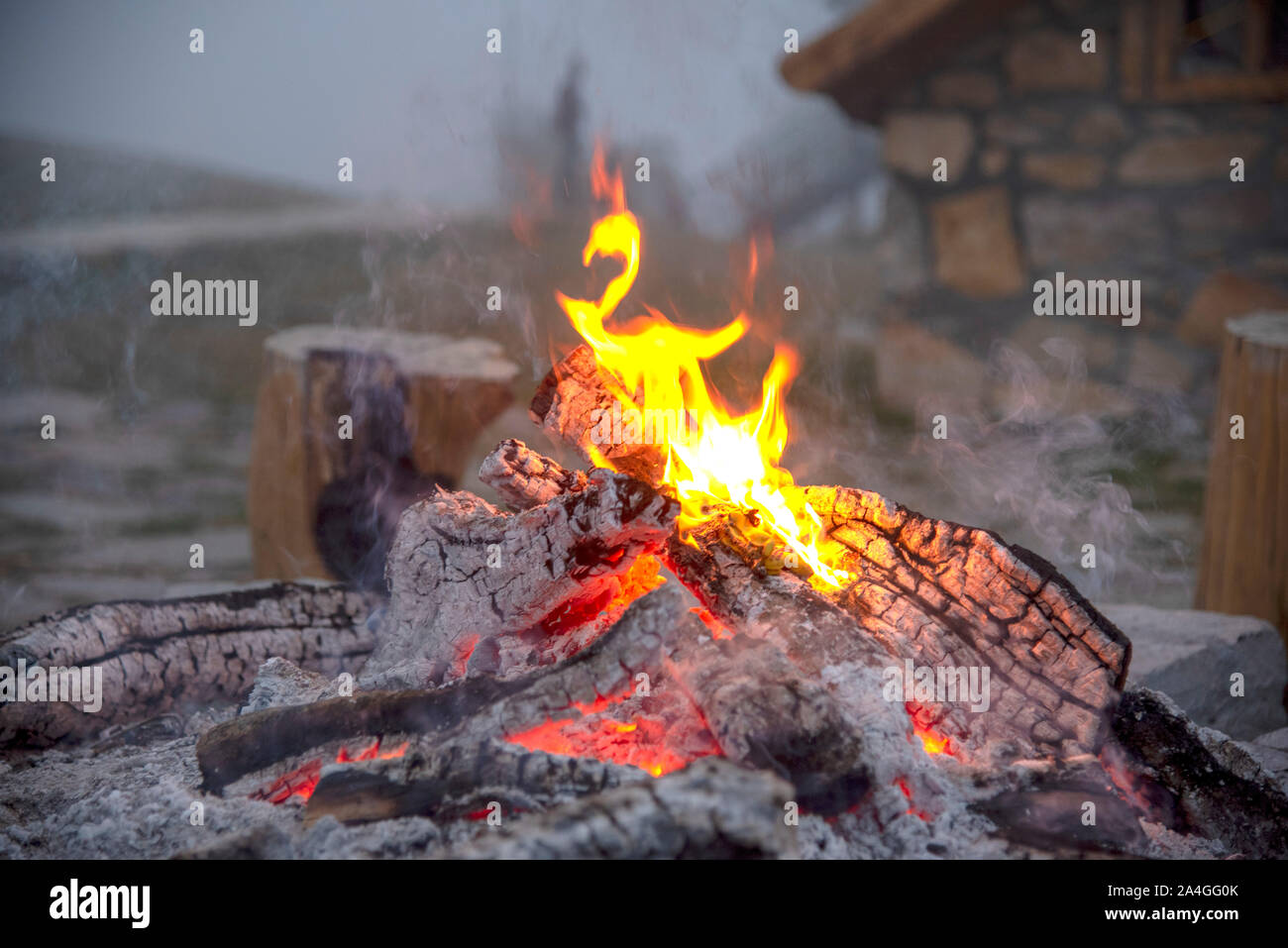 Stone end wall with fireplace hi-res stock photography and images - Alamy