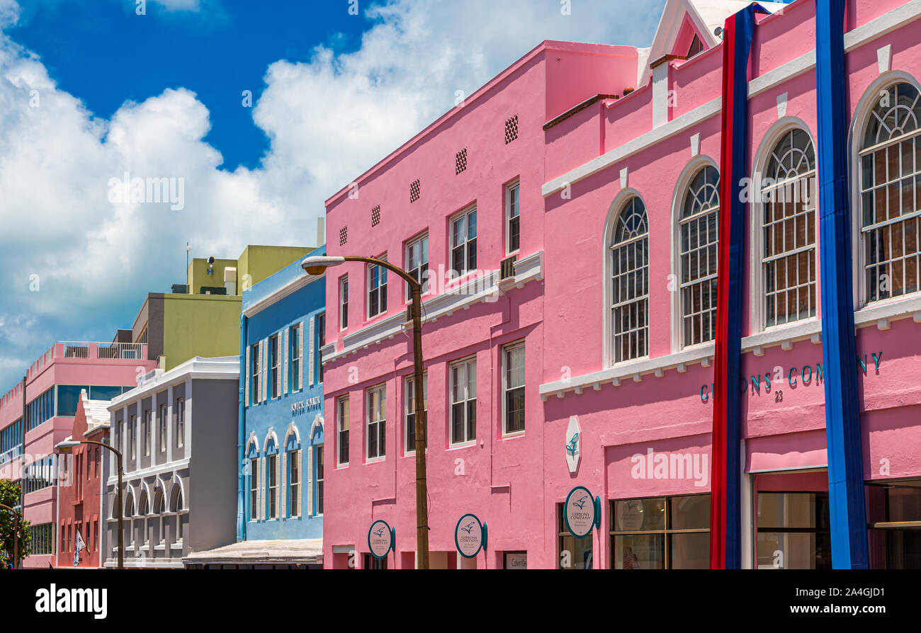 Colorful storefronts hi-res stock photography and images - Alamy