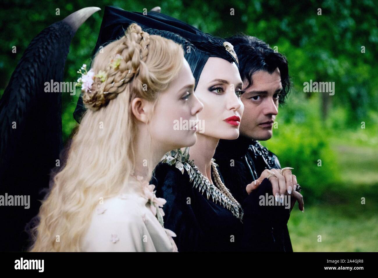 MALEFICENT: MISTRESS OF EVIL, from left: Elle Fanning as Aurora ...