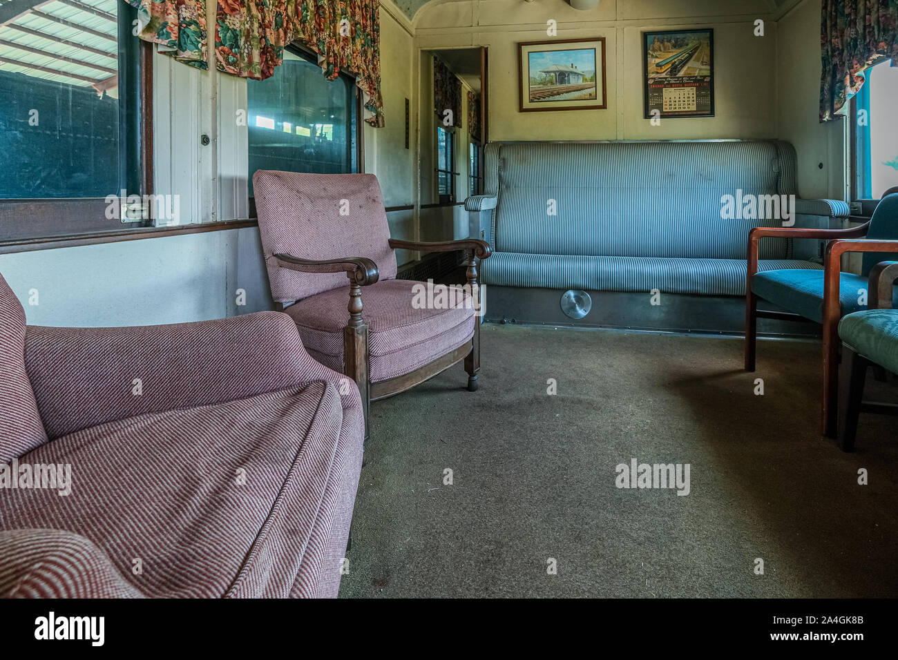 Parlor coach hi-res stock photography and images - Alamy