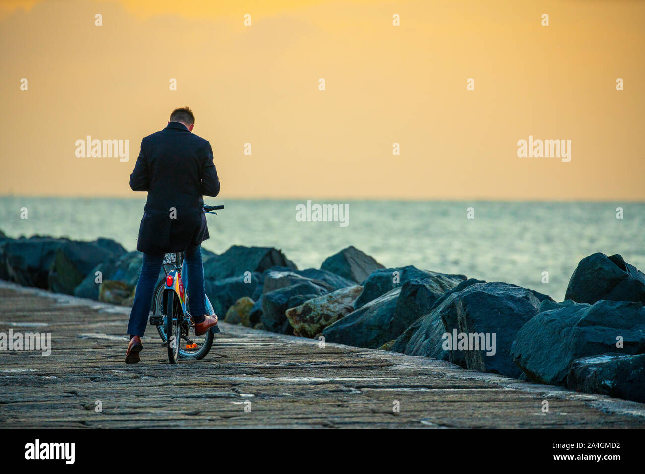 Morning cycle hi-res stock photography and images - Alamy