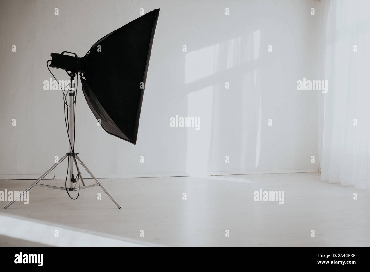 Flash white backgrounds Photo Studio decor photo Stock Photo - Alamy