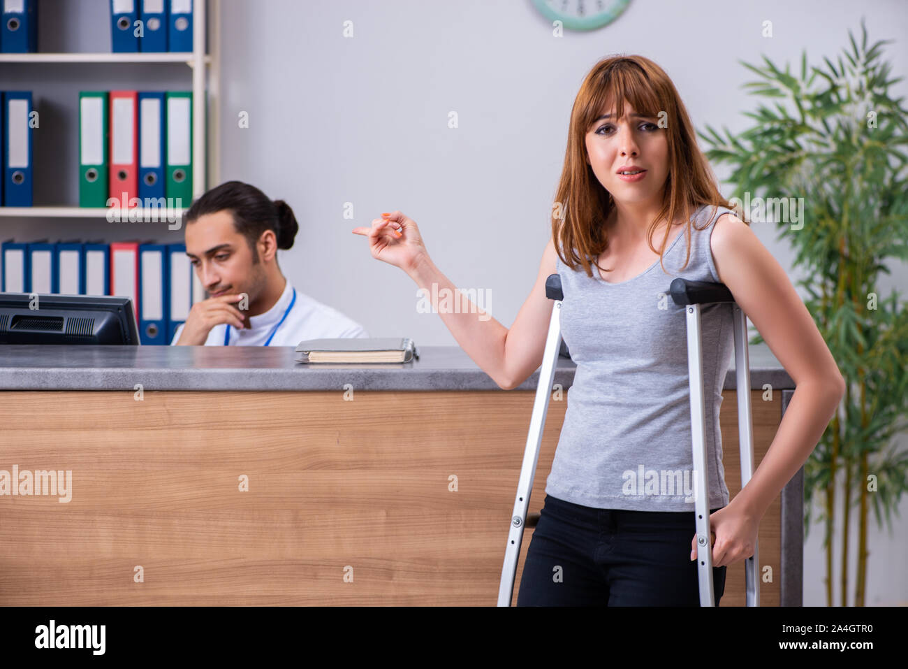 Hospital reception angry hi-res stock photography and images - Alamy