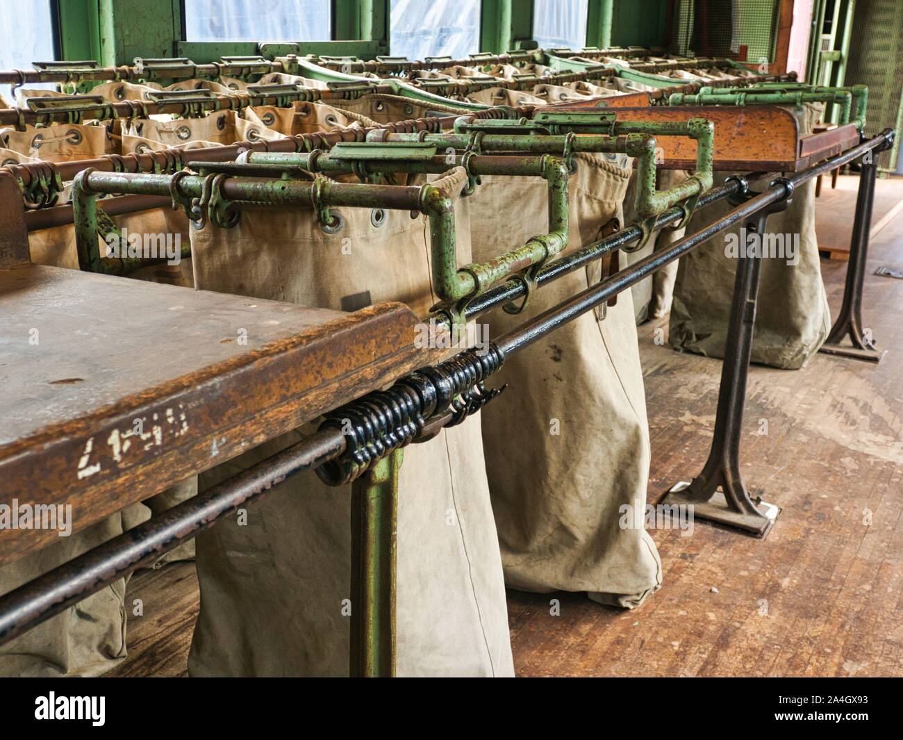 Railroad mail car hi-res stock photography and images - Alamy