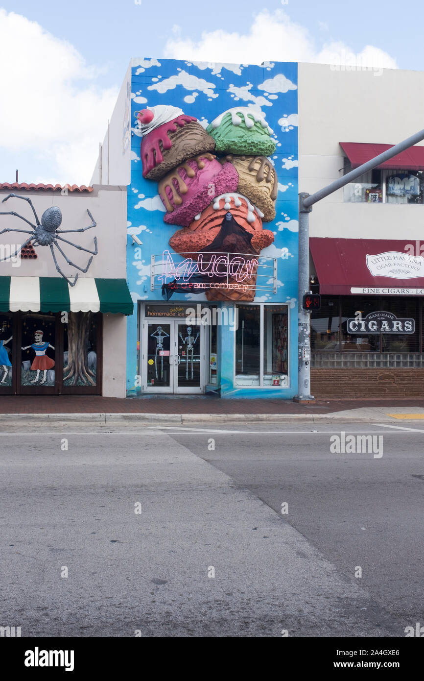 Azucar ice cream hi-res stock photography and images - Alamy