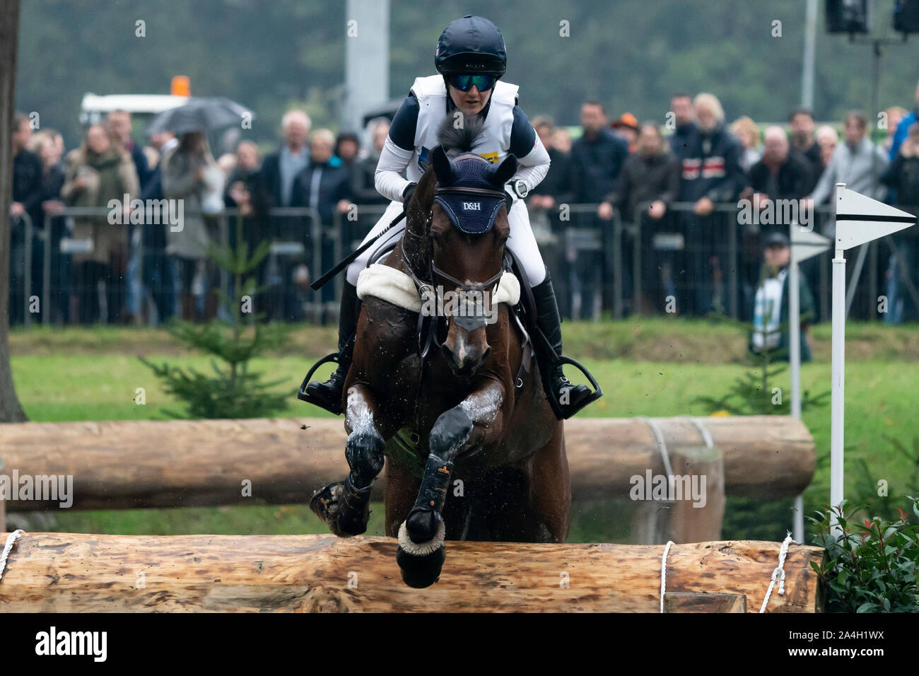 Laura collet hi-res stock photography and images - Alamy