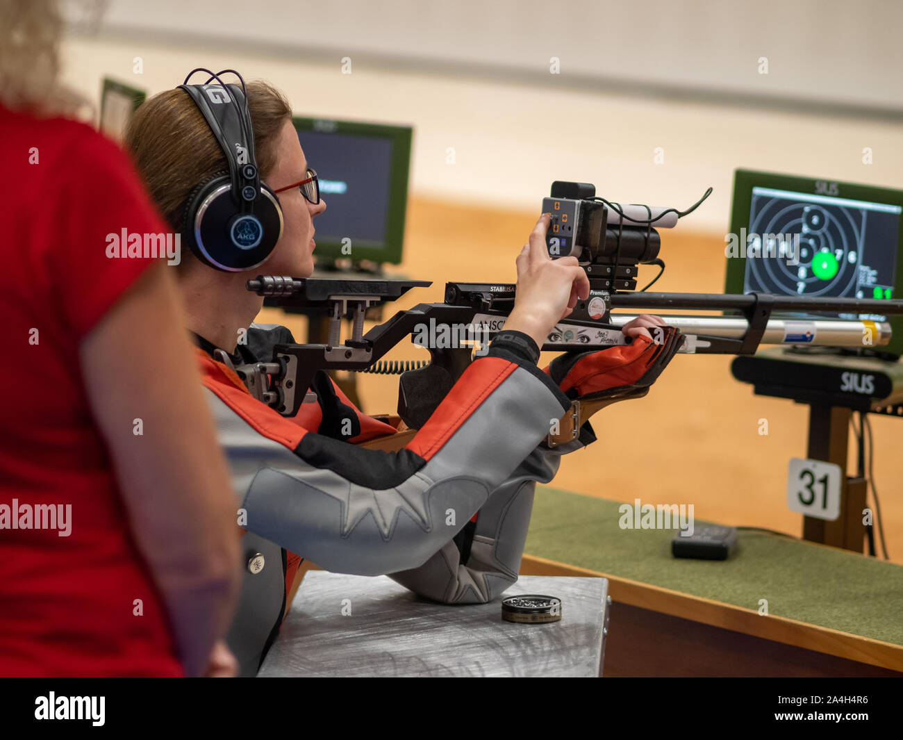 Digital caliber hi-res stock photography and images - Alamy