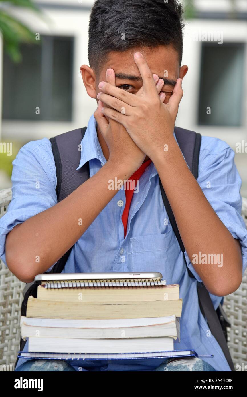 Fearful boy hi-res stock photography and images - Alamy