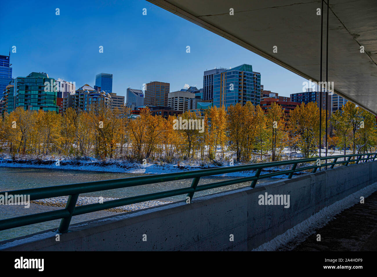 Pedestrian deck hi-res stock photography and images - Alamy