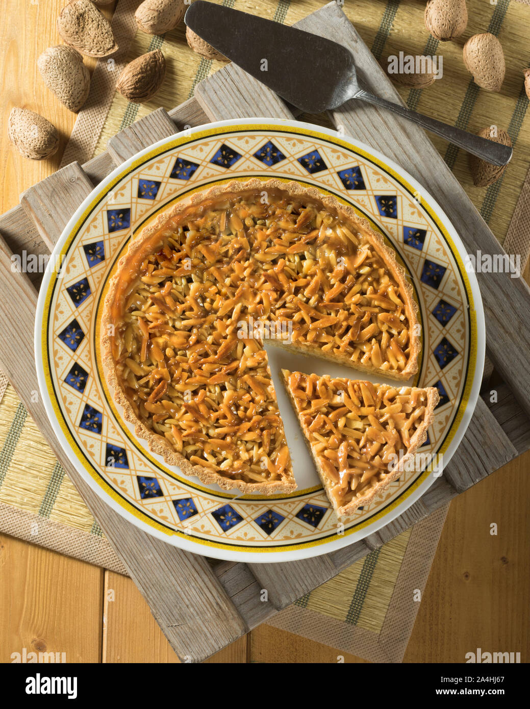 Tarte de amêndoa Algarvia. Portuguese almond tart. Portugal Food Stock ...