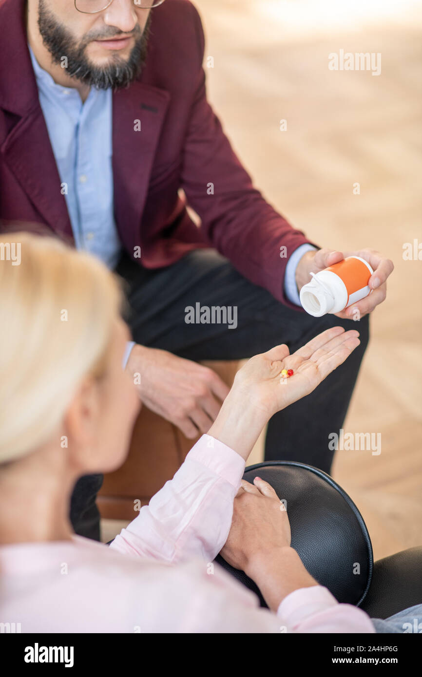 Sleeping pills and prescription hi-res stock photography and images - Alamy