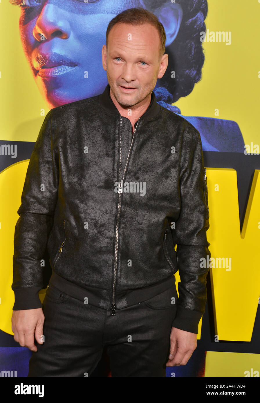 Los Angeles, USA. 15th Oct, 2019. Andrew Howard 021 attend the premiere ...