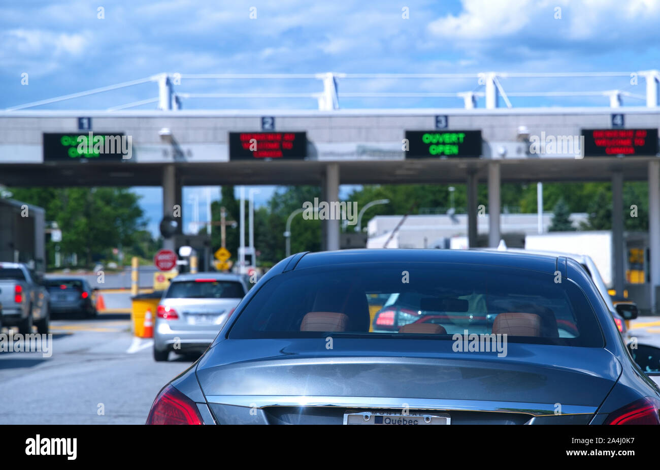 Vermont canada border hi-res stock photography and images - Alamy