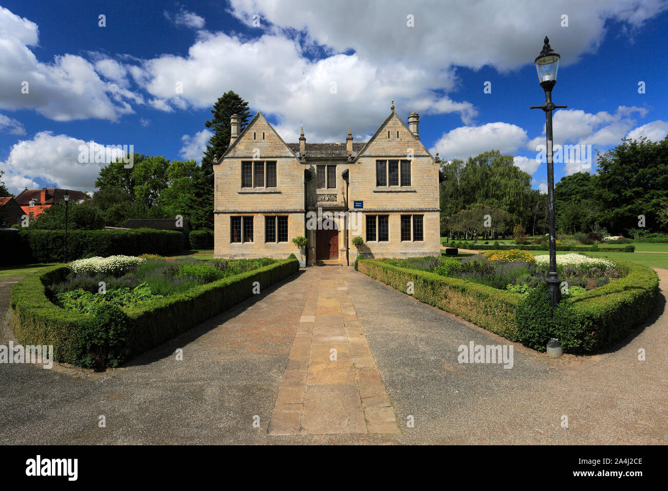The Yarrow Gallery, Oundle town, Northamptonshire, England, UK Stock ...