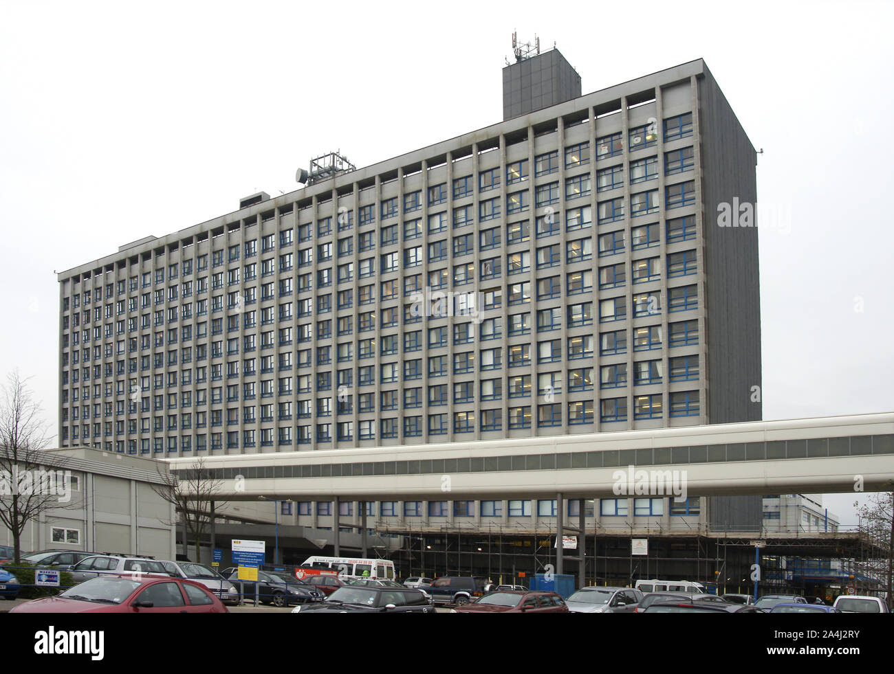 Apartment Block 1960s High Resolution Stock Photography and Images - Alamy