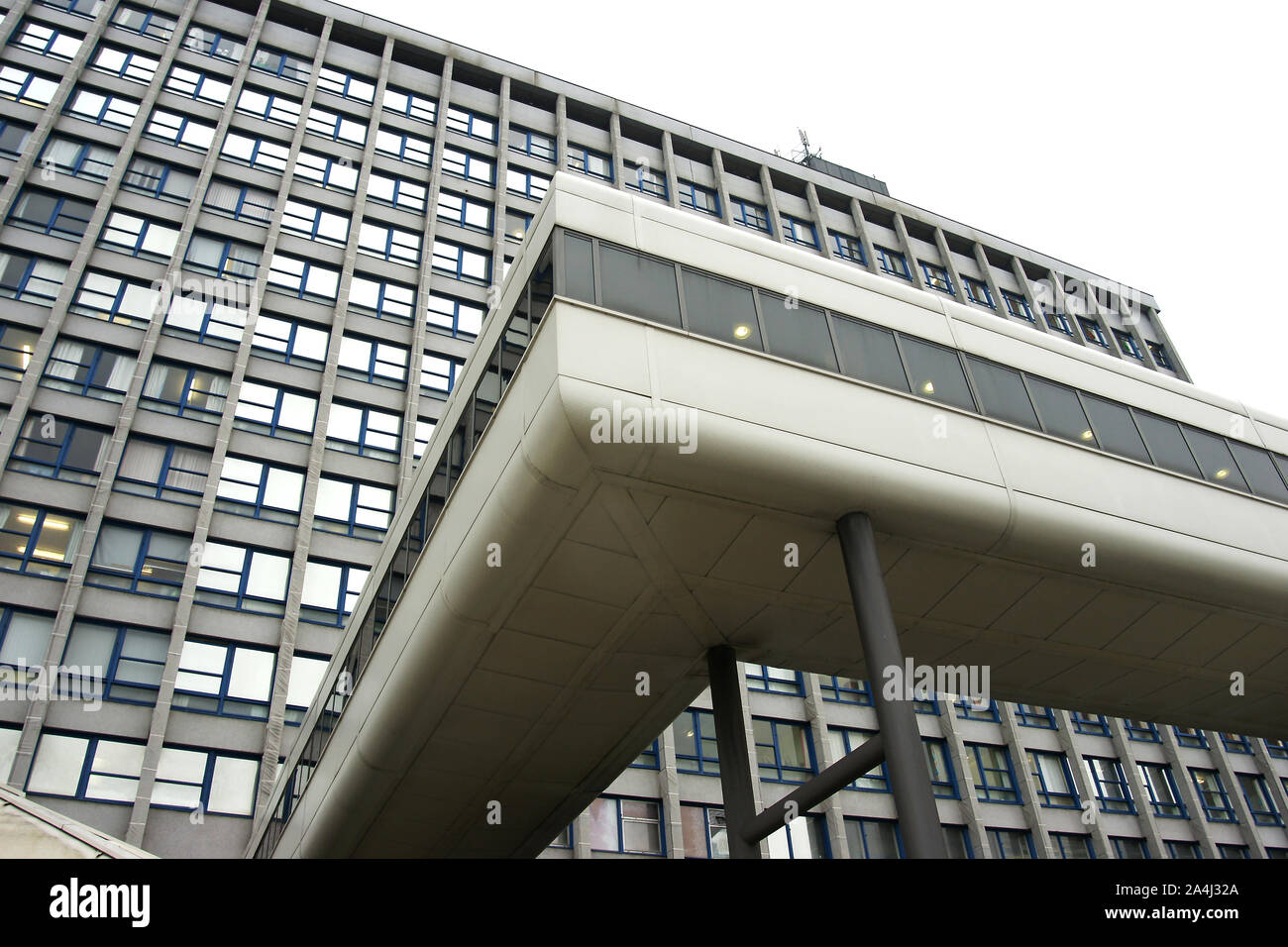 1960s High rise Hospital building Stock Photo - Alamy
