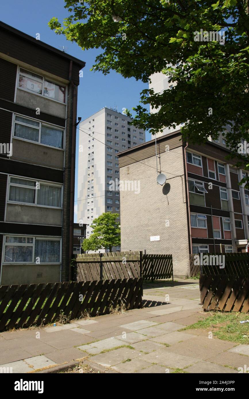 Council flat family hi-res stock photography and images - Alamy